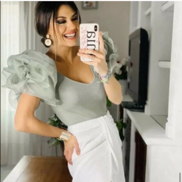 Zara Tops Nwt Zara Organza Crop Top Ruffle Mid Green Poshmark